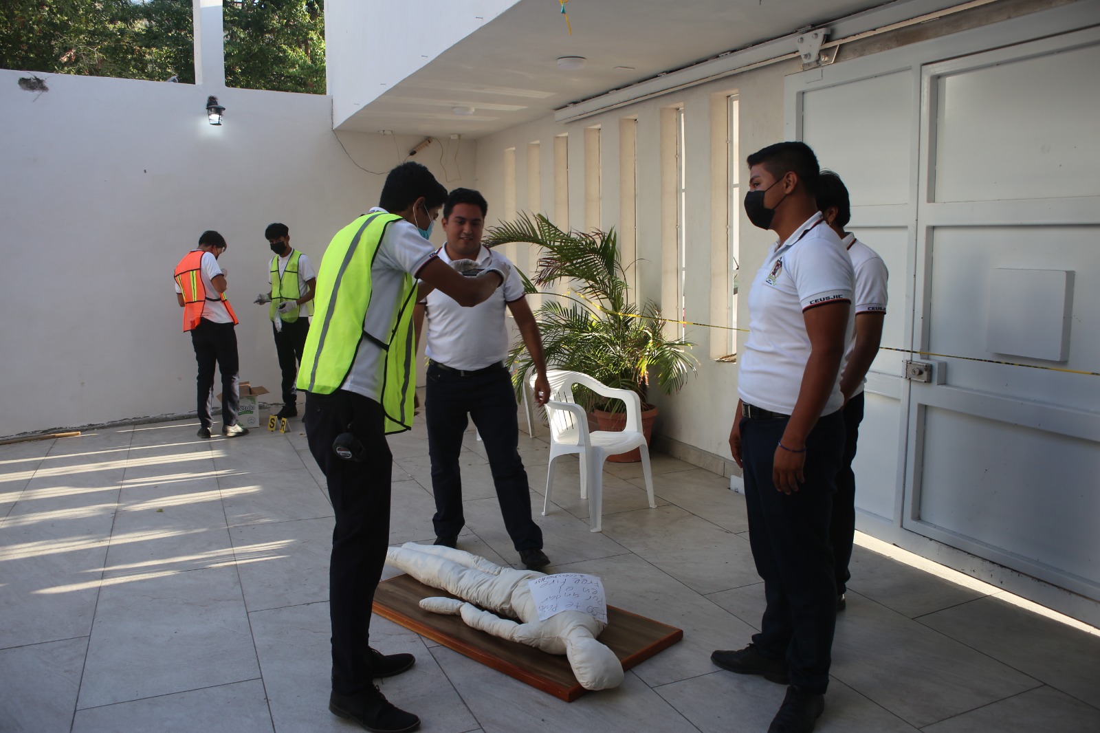 LICENCIATURA EN CRIMINOLOGIA Y CRIMINALISTICA – CEUSJIC